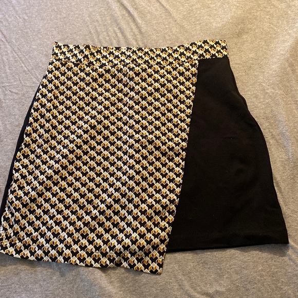 Modcloth | Skirts | Modcloth Jessy B Retro Contrast Faux Wrap Mini ...